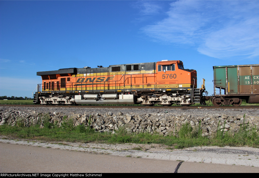 BNSF 5760 - DPU